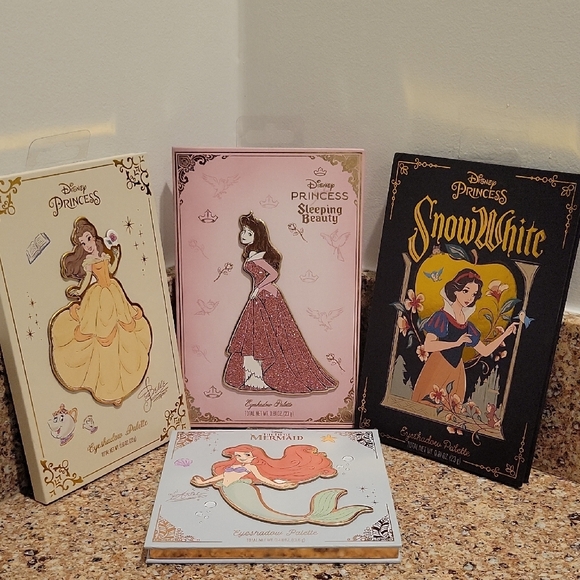 Disney | Makeup | New Disney Princess Eyeshadow Palette With Mirror ...